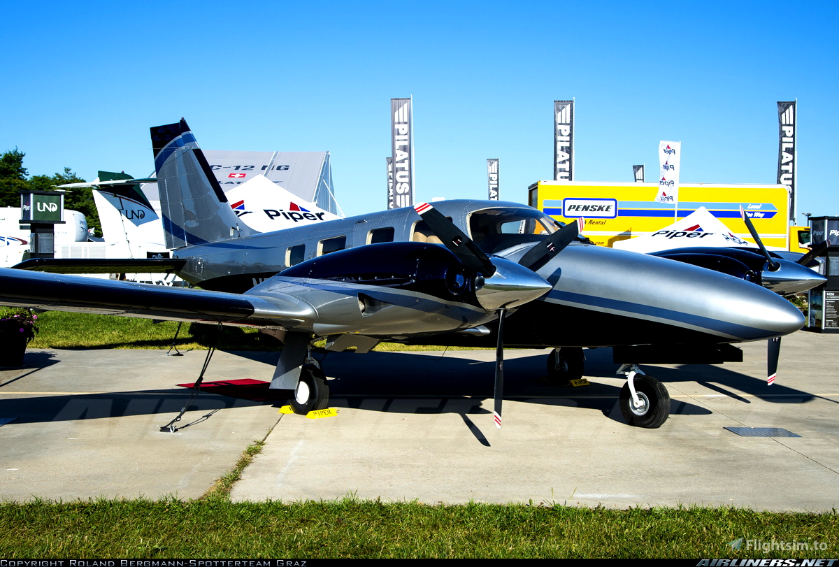 Piper Seneca Wallpaper