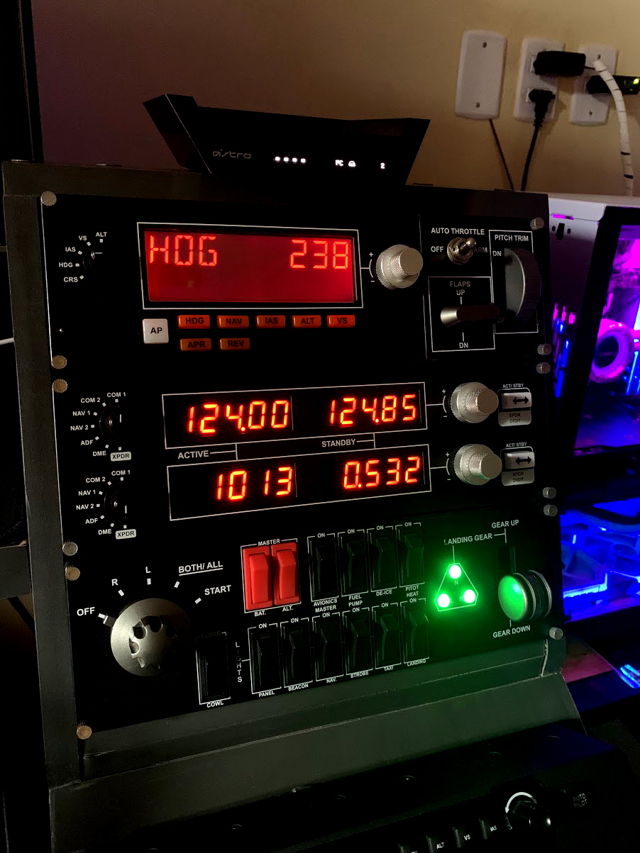 PA28R Arrow III (Just Flight) Logitech/Saitek - SPAD.neXt for Microsoft ...