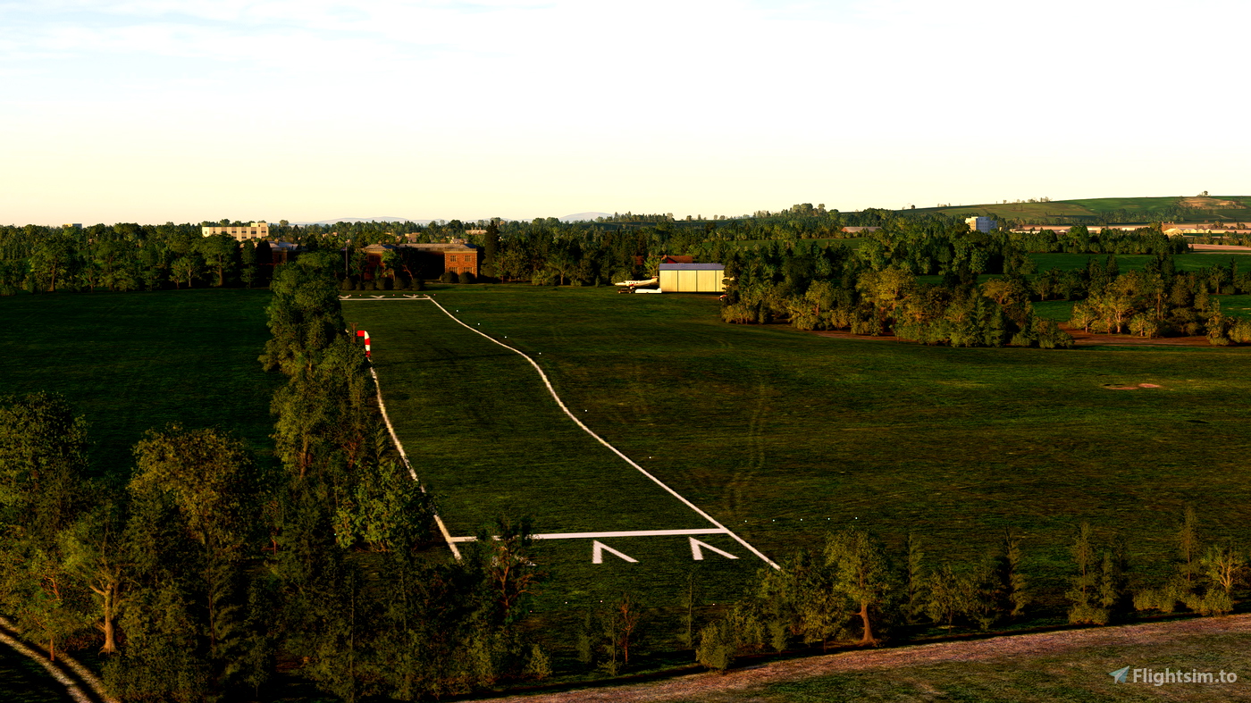 IM04 - Andreas-Ballavoddan House Airstrip (Isle of Man, UK) for ...