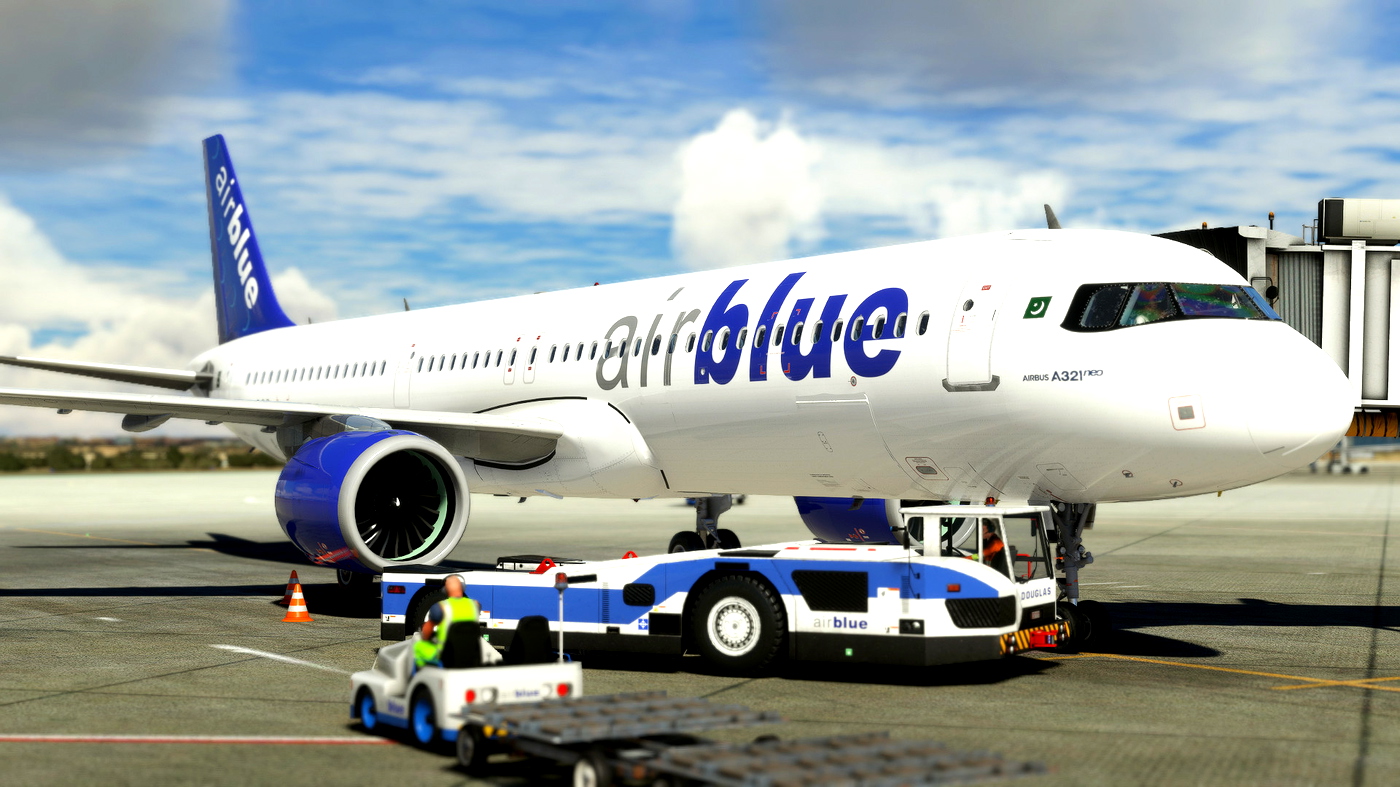 Air Blue (Pakistan) AP-BOD, AP-BOE | LatinVFR a321neo | 8K resolution ...