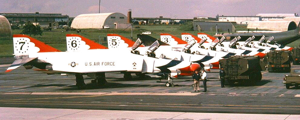 Livery Pack DC Designs F4 Thunderbirds のために Microsoft Flight Simulator ...